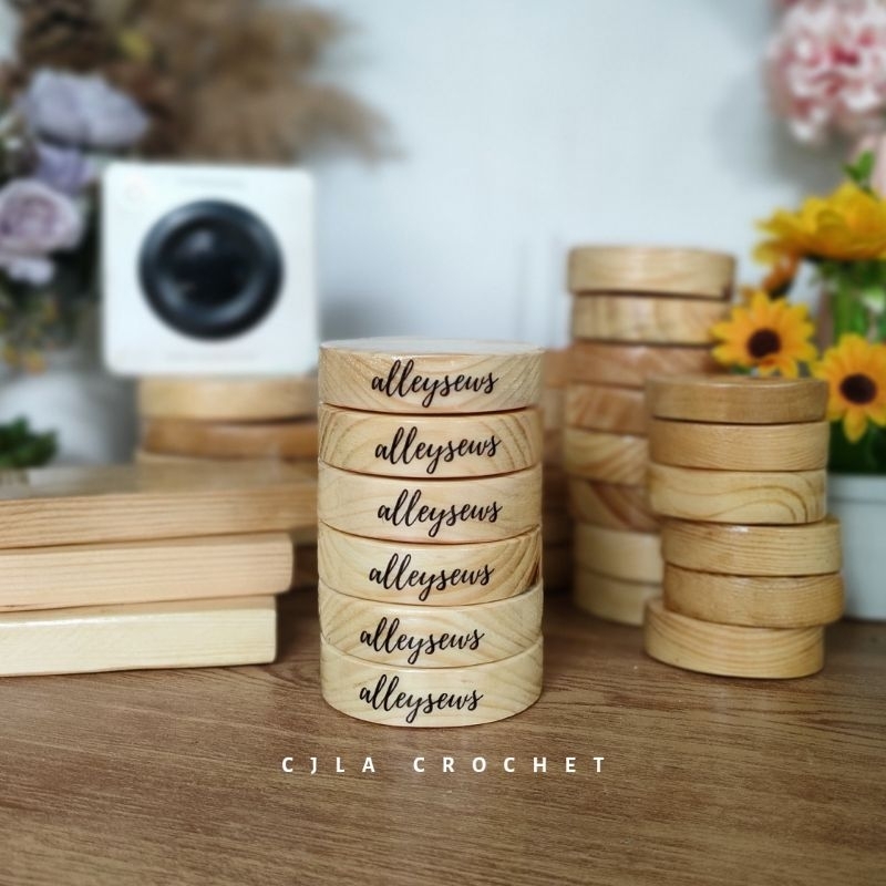 CROCHET DOLL STAND for Amigurumi / crochet doll wooden stand | Shopee ...