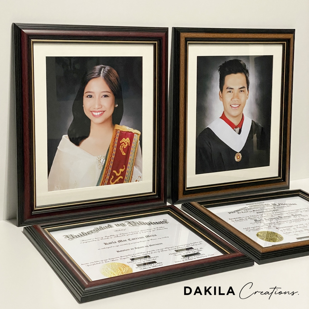 ELEGANT GLASS FRAME FOR 8R PHOTO WITH MATTING FOR GRADUATION TOGA ...