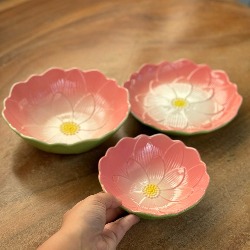 Lily Ceramic 3- Piece Set Plate and bowls ( 8 inch,6 inch and 7 inch ...
