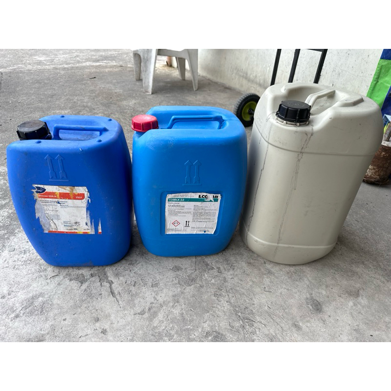 Plastic Gallon Blue 30 Liters / 20 Liter Used Container | Shopee Singapore