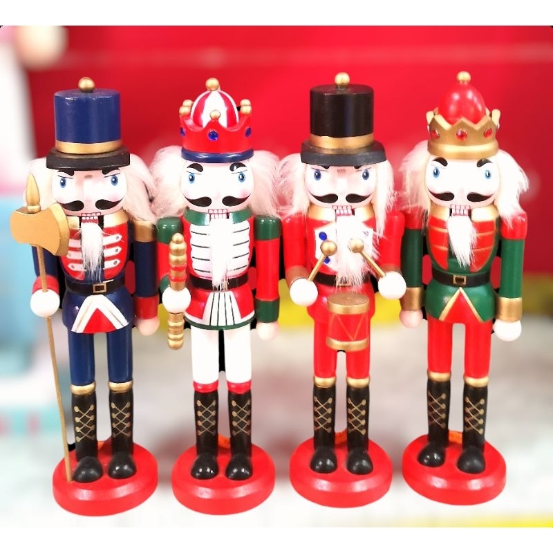FOUR WOODEN NUTCRACKERS CHRISTMAS DISPLAY (10"inches tall) | Shopee ...
