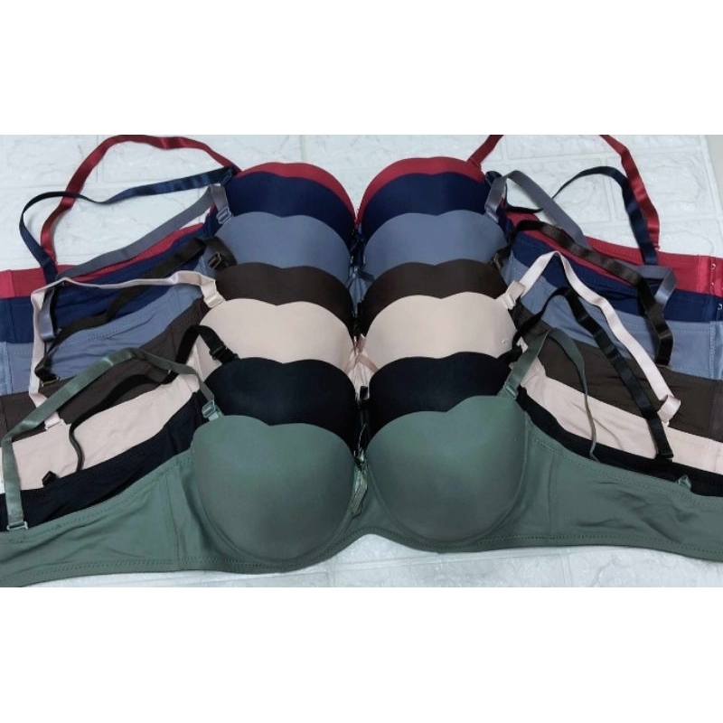 Triumph bra semi padded bra strapless scalop style with wire sizes 34 ...