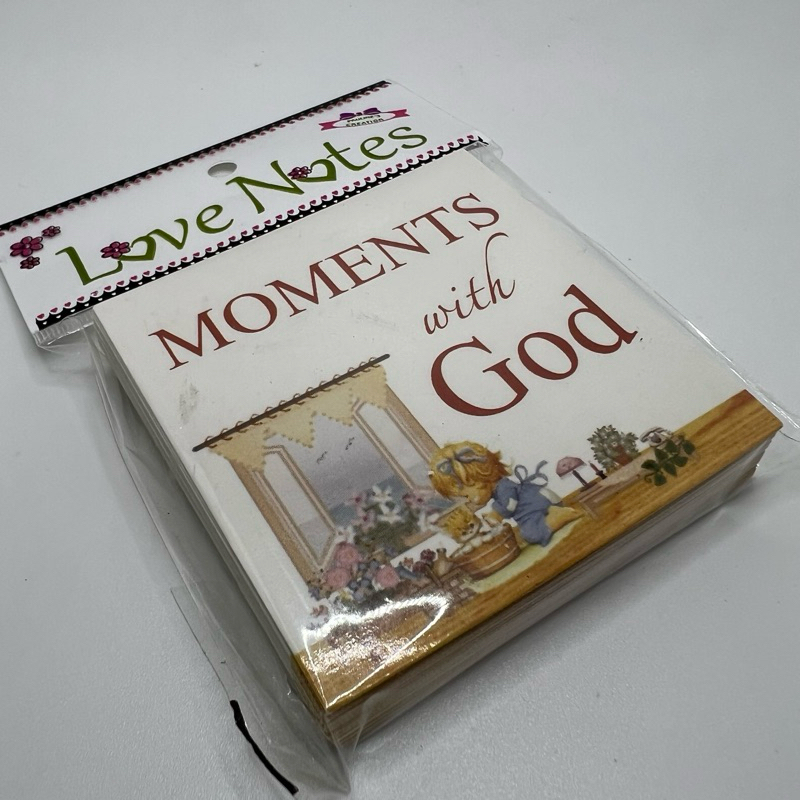 Moments with God: 31 Cards of Inspiring Quotes and Bible Verses ...