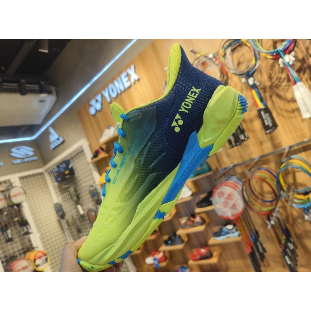 YONEX CASCADE DRIVE YELLOW BLUE( BADMINTON SHOES) | Shopee Singapore