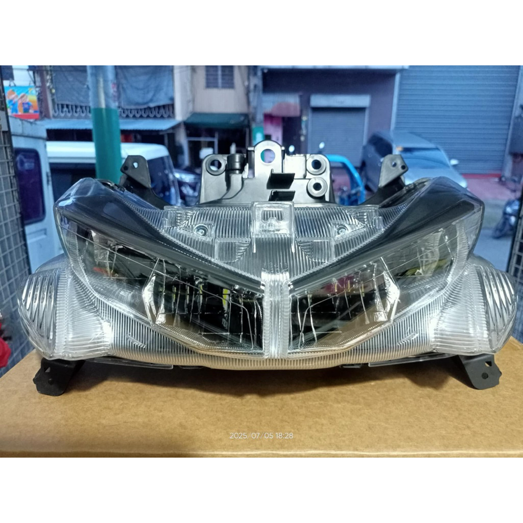 AEROX V1 HEADLIGHT ASSEMBLY | Shopee Singapore