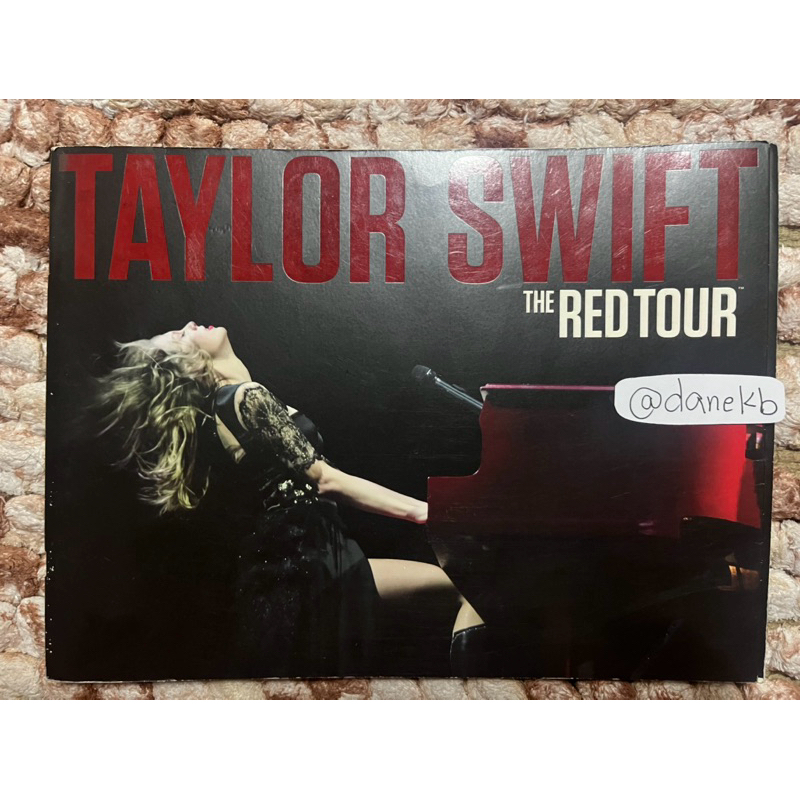 Taylor Swift The Red Tour Tour Book / Photobook | Shopee Singapore