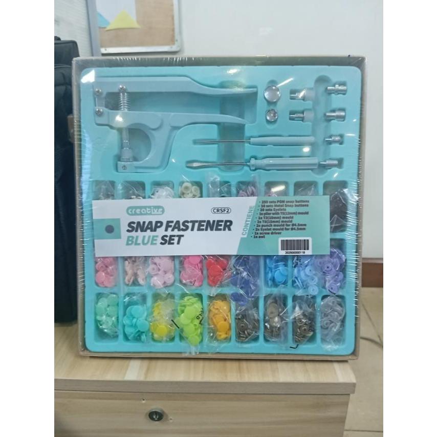 Snap Fastener Plier Tool Set – Includes 250 Colorful Buttons (26 Colors ...