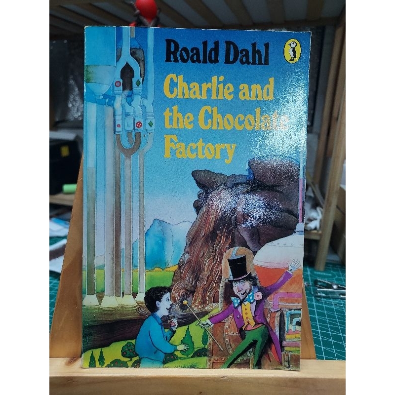 Charlie and the Chocolate Factory ~ Roald Dahl ~ | Shopee Singapore