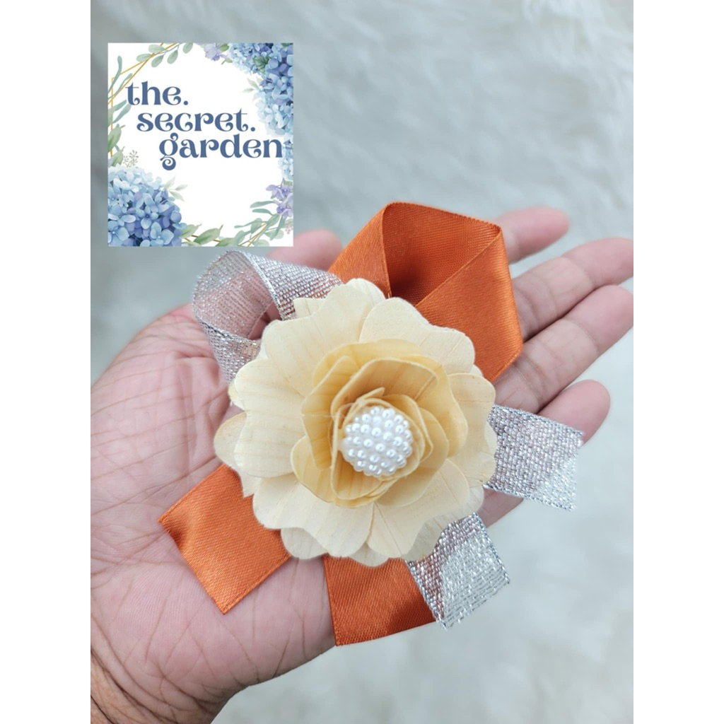 chest corsage with big wooden flower with pin (50 colors available ...