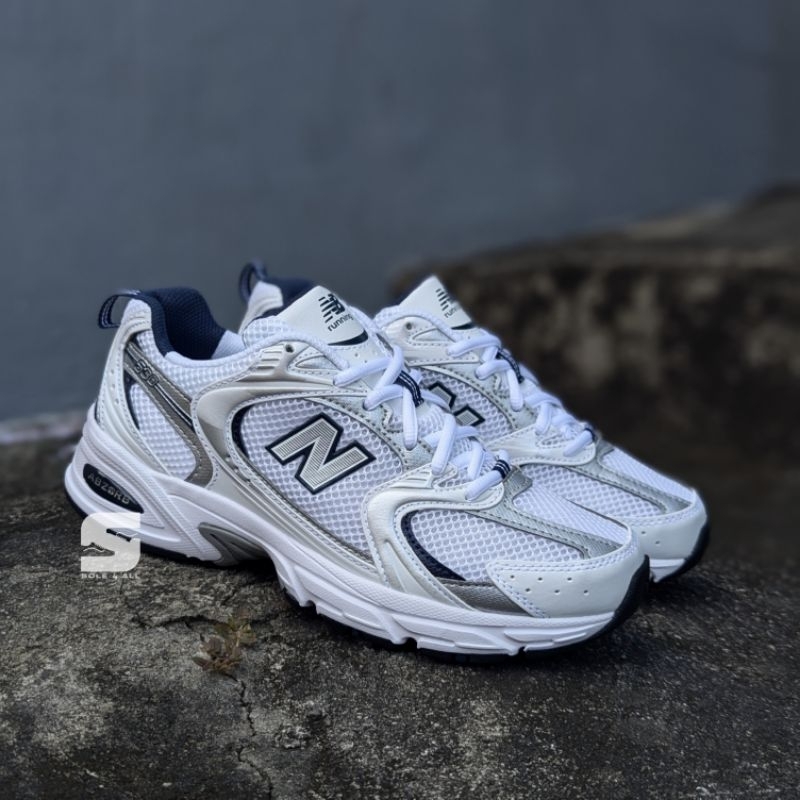 NB 530 White Silver Navy (MR530SG) | Shopee Singapore
