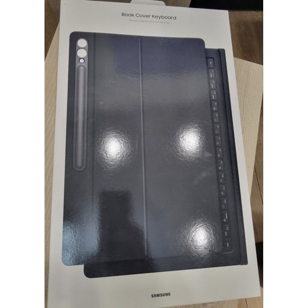 Samsung Galaxy Tab S10 Ultra / S9 Ultra Book Cover Keyboard (with ...