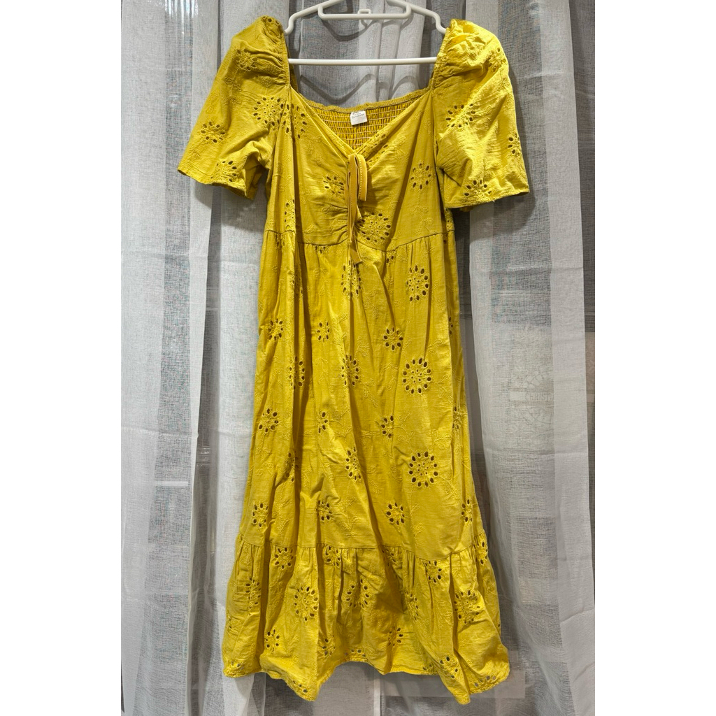 BOUJEE Preloved ️ | Eyelet Dress in Yellow | Shopee Singapore