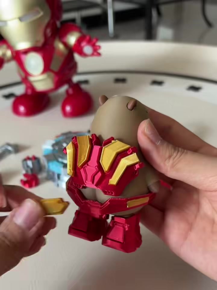 [Genuine]Xiaohongshu Same Style Iron Man Capybara Figurine Creative ...