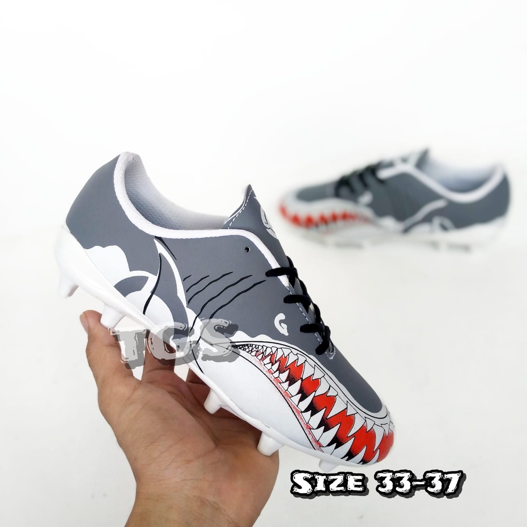 Kids Soccer Shoes Ortuseight Catalyst Requin FG Gray I Ortuseight Shark ...
