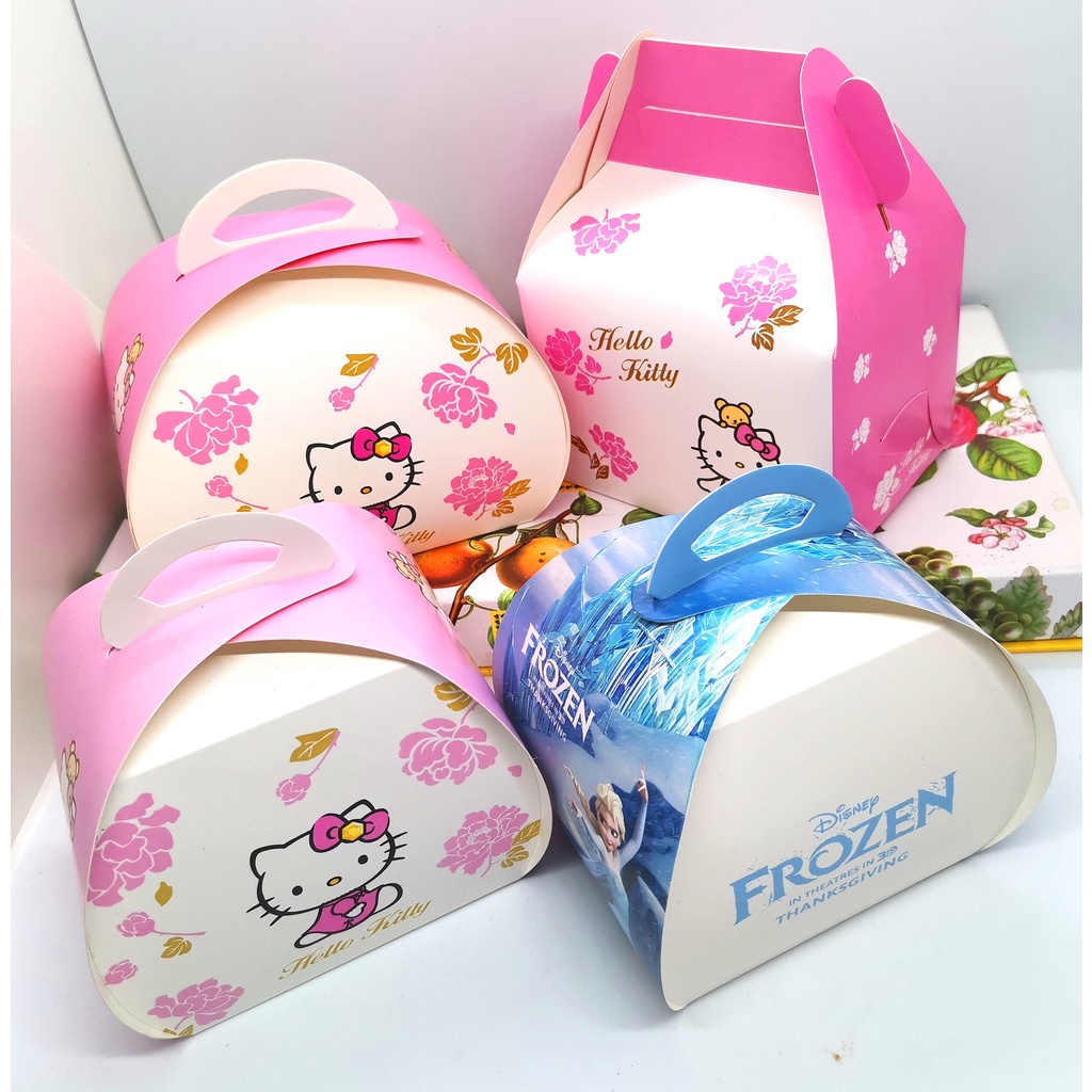 Hello Kitty Doraemon Door Wedding Birthday Paper Candy Bag Box | Shopee ...