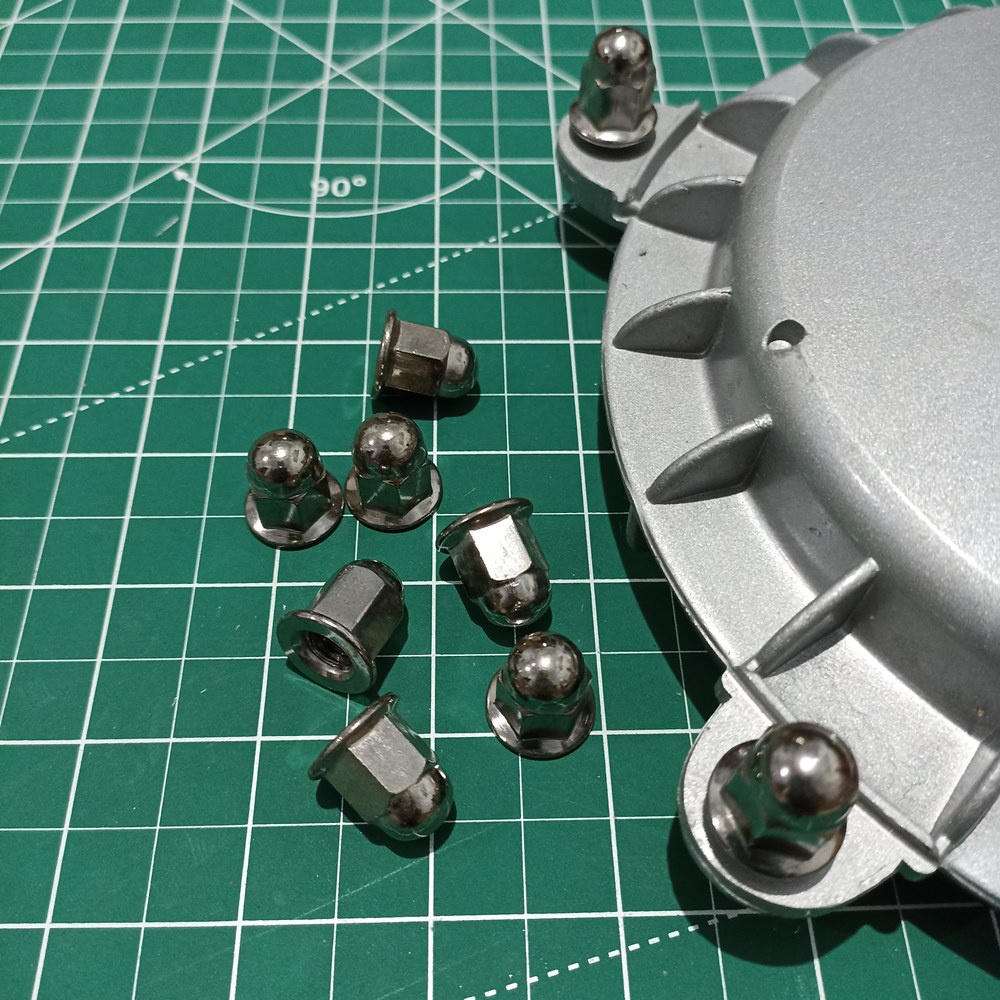 M8 Chrome Cap Nuts with 12 Bolt Threads Suitable for Vespa Drum Rims ...