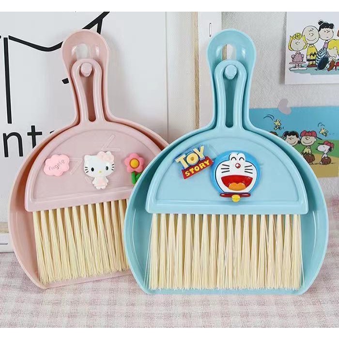 Desktop Mini Broom and Dustpan Set - Computer Cleaning Brush | Shopee ...