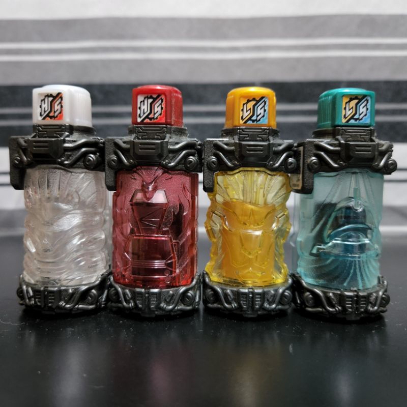 DX Kamen Rider Build Fullbottle Lion Harinezumi Hedgehog Shobosha Fire ...