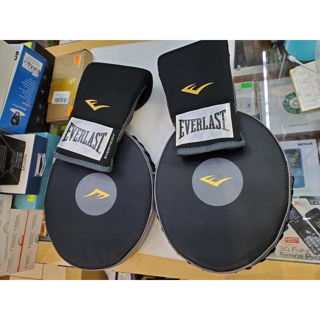 Everlast Boxing Fitness Kit - Black/Grey (Box Worn Out) | Shopee Singapore