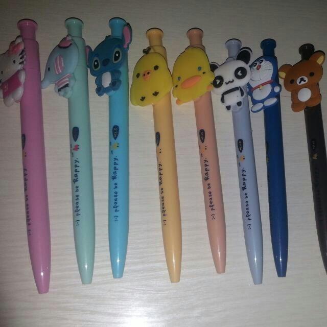 20 Ballpoint pens blue ink (Hello kitty/stitch/doraemon/riku etc ...