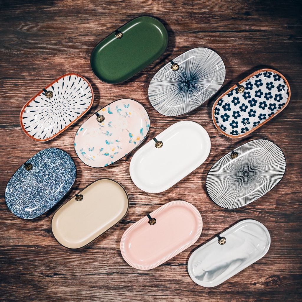 Table Matters - Assorted 12 inch Oval Shaped Plate [Oval Plate ...