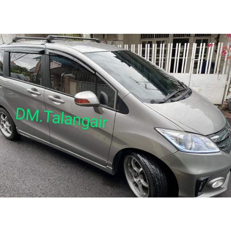 Honda FREED 4 door Premium Quality car water gutter | Shopee Singapore