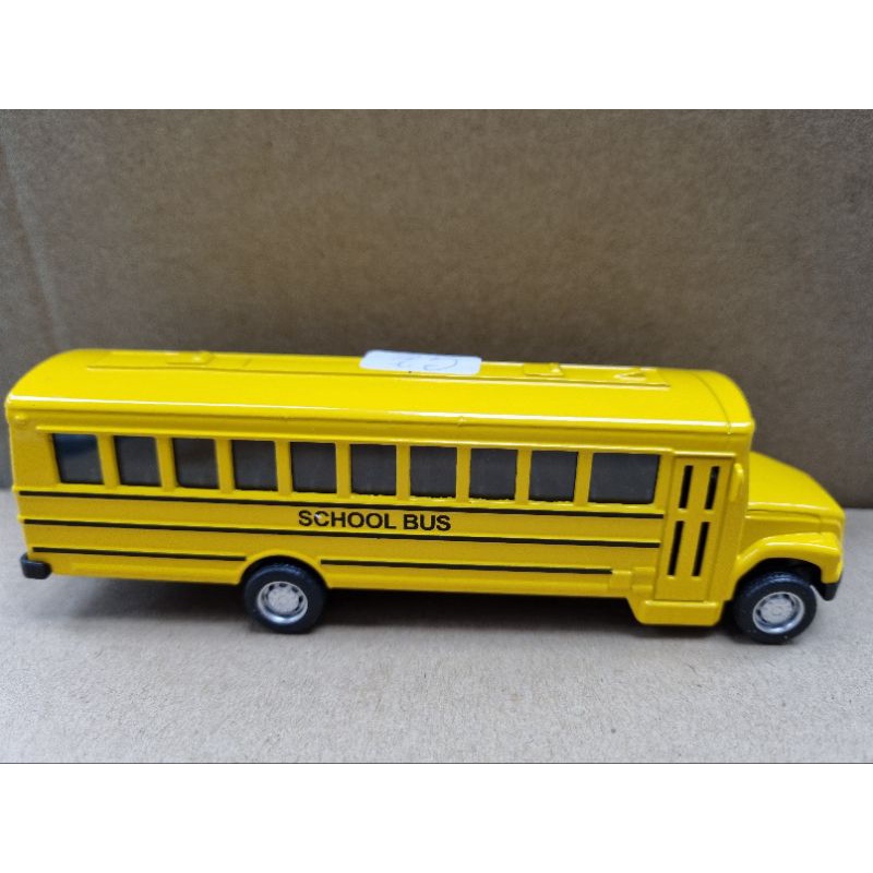 SMALL TOY LOOK LIKE REAL SCHOOL BUS | Shopee Singapore