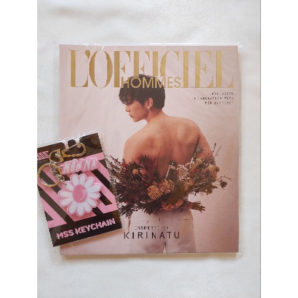 Kirinatu photobook x mew suppasit+free keychain nanna | Shopee Singapore