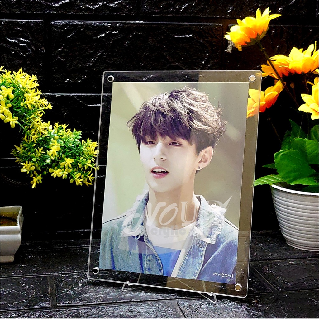Acrylic Photo Frame / Acrylic Photo Frame / Acrylic Photocard Size 2R ...