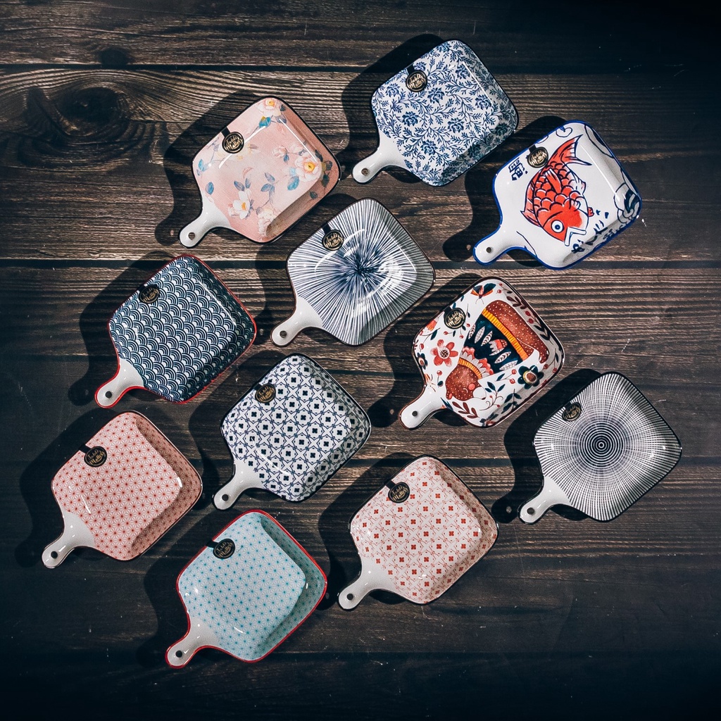 Table Matters - Assorted 6 inch Square Plate With Handle - Set of 2 ...