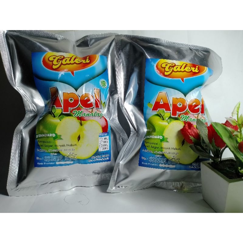 Selecta Apple Chips 100 grams Malang Batu Souvenirs | Shopee Singapore