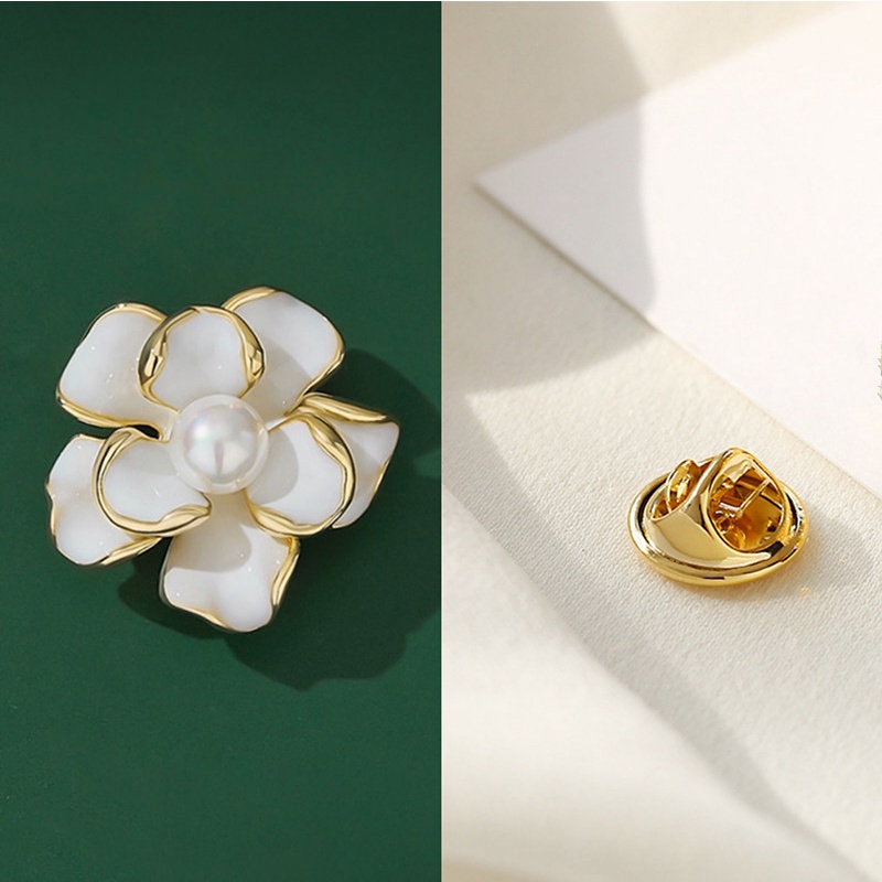 High End Camellia Flower Small Brooch Pin Golden Edged Pearl White Flower Brooch Fashion