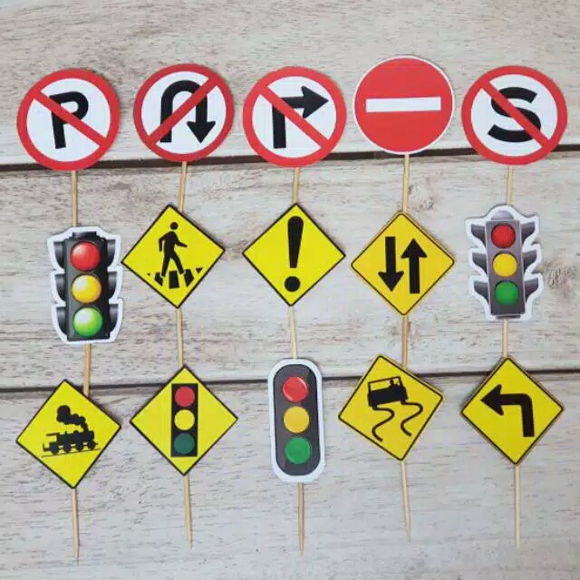 Contains 15 cake toppers, character birthday cake decorations, Traffic ...