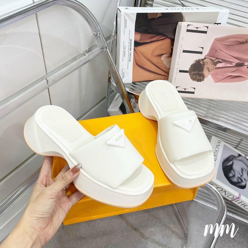 High QUALITY QC RAW CANE SLIPPERS 5P GRAIN LEATHER | Shopee Singapore