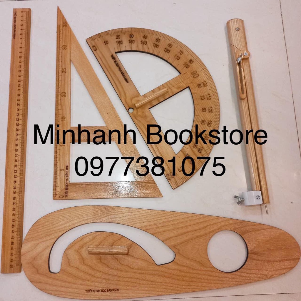 Light, Beautiful And Friendly Oak Set [eke, Compass, Degree Measurement ...