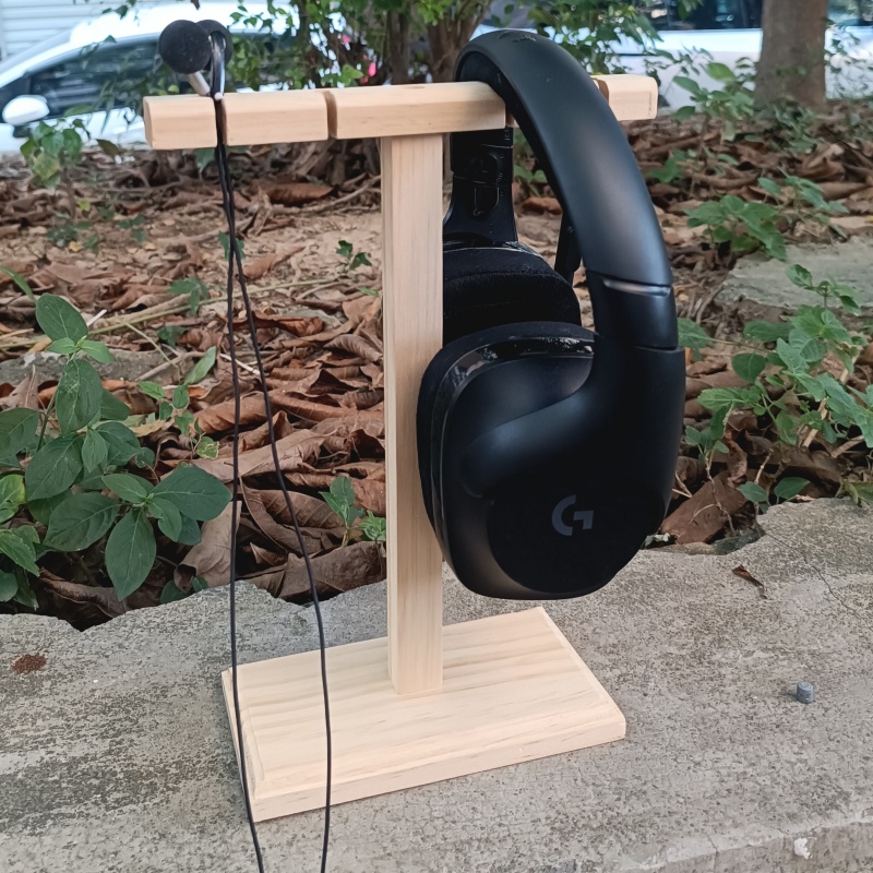 Solid Wood Earphone Stand Game Earphone Stand Head-Mounted Creative ...