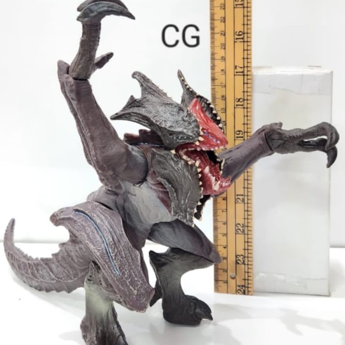 Raijin sofvi monster kaiju pacific rim figure | Shopee Singapore