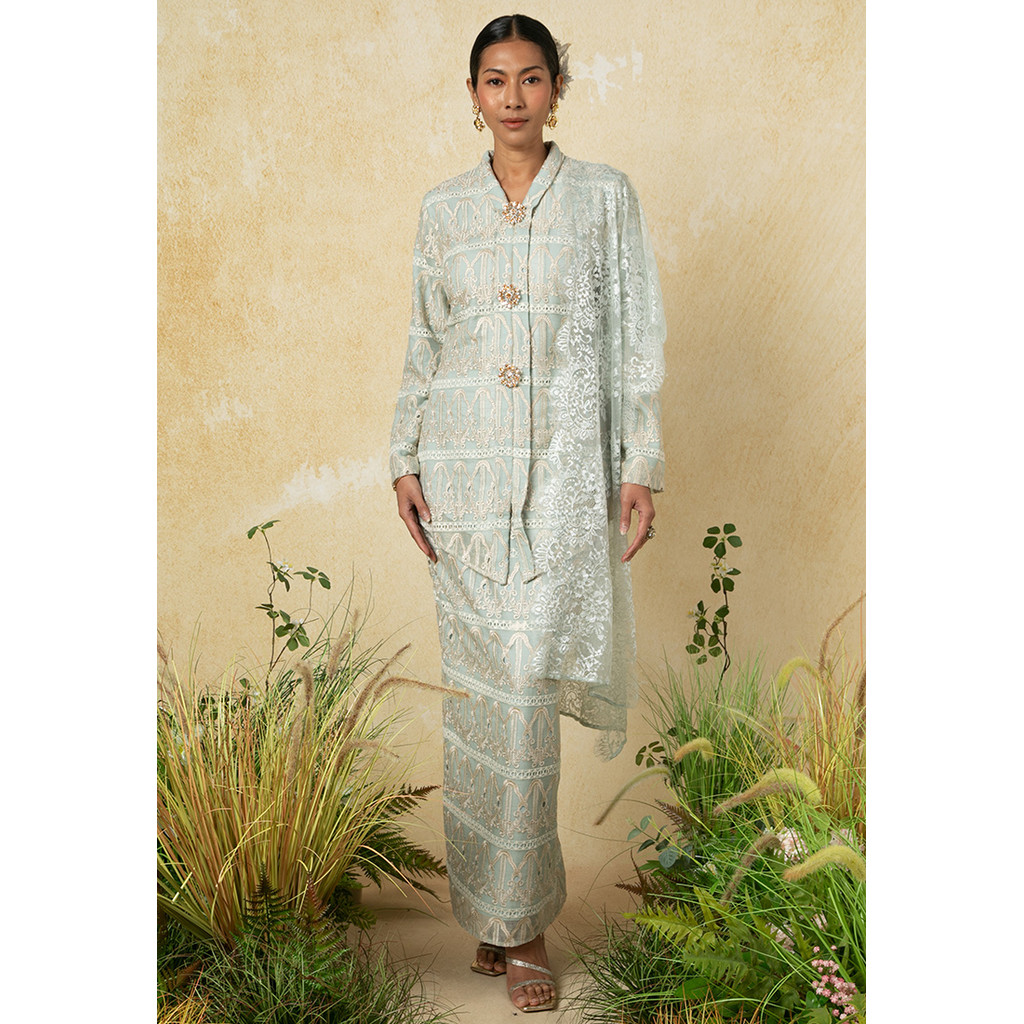 Zalia - Cendana Kebaya Labuh With Selendang Set (Female) | Shopee Singapore