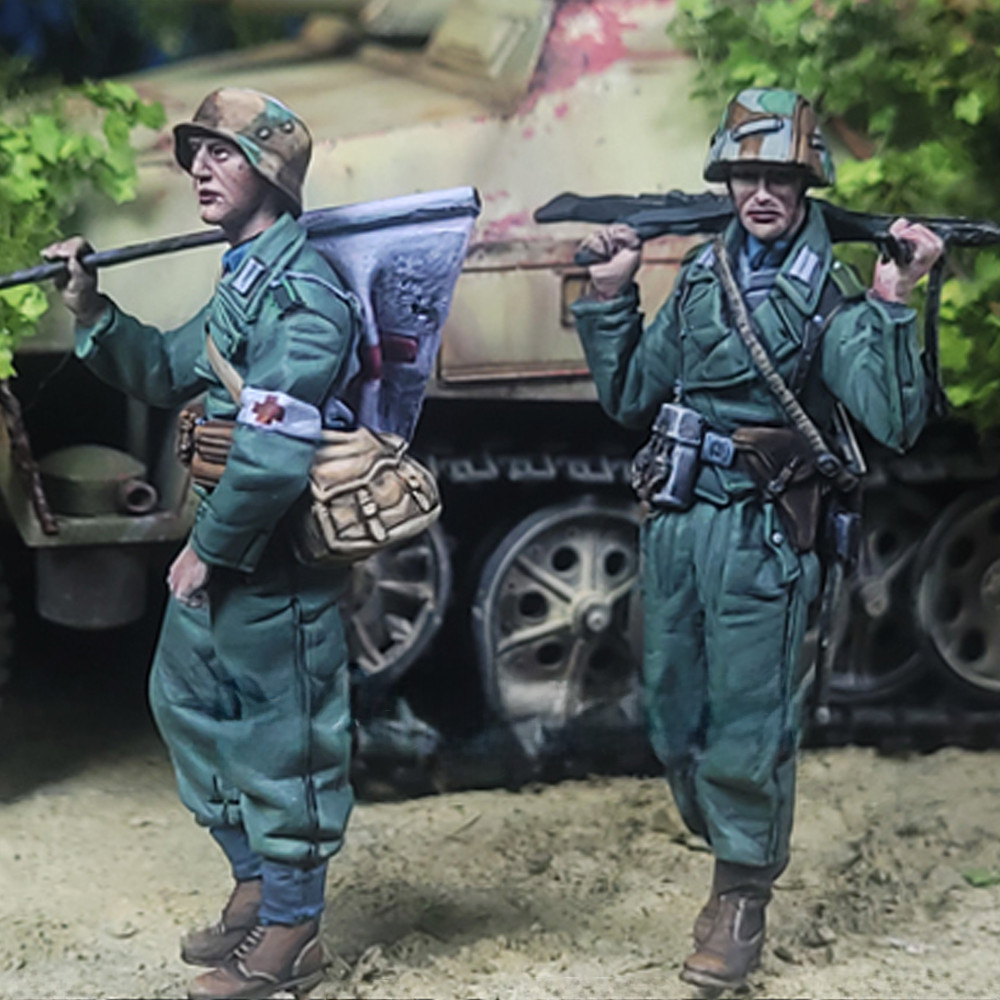 1/35 Battlefield medic and MG 42 GUNNER, WW2, Resin Model figure ...