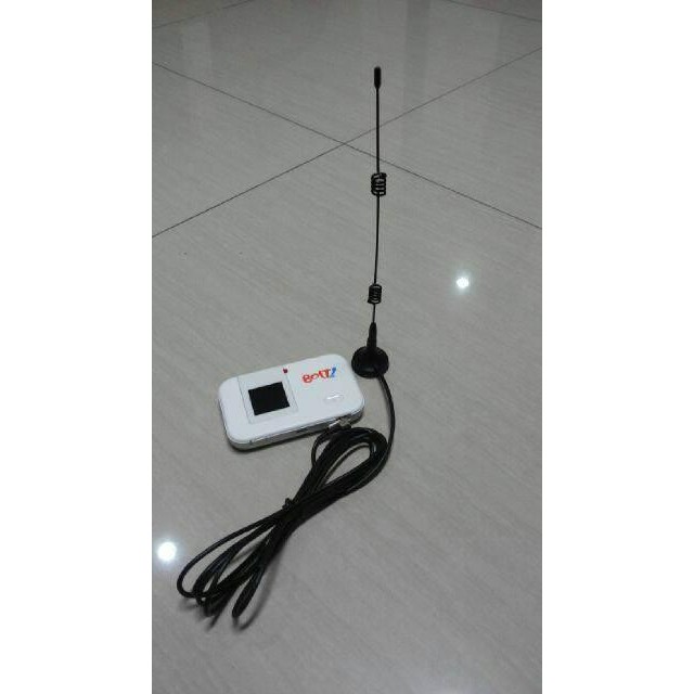 Selling 4G LTE modem bolt signal booster antenna - double spiral CRC9 ...
