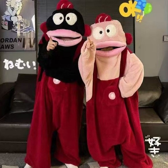 Ugly Fish One-Piece Hyuga Shoyo Pajamas Cute Usagi Pajamas Capybara Bee ...