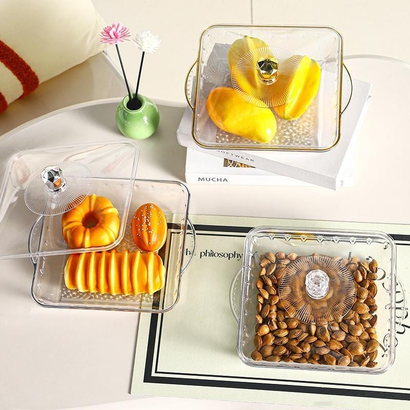 Bekas makanan berpenutup material plastic acrylic Dome and Gold Edge ...