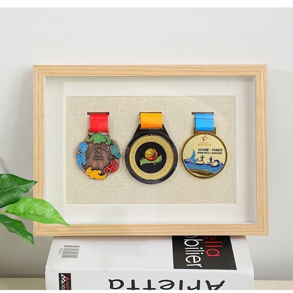 Medal Storage Display Box Photo Frame Wall-Mounted Display keep ...