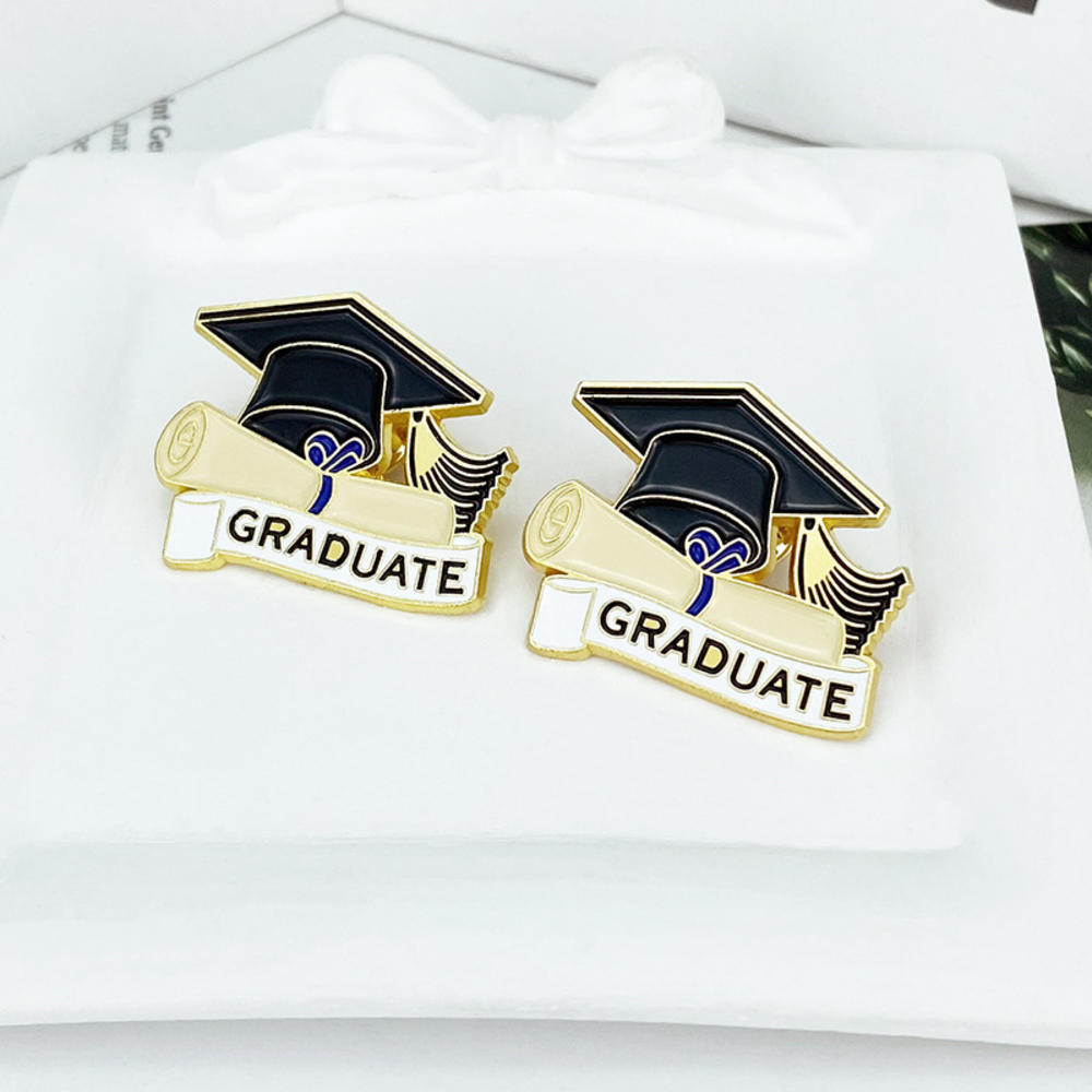 1PCS Graduation Alloy Pins Class of 2025 Graduation Lapel Badges Pins ...