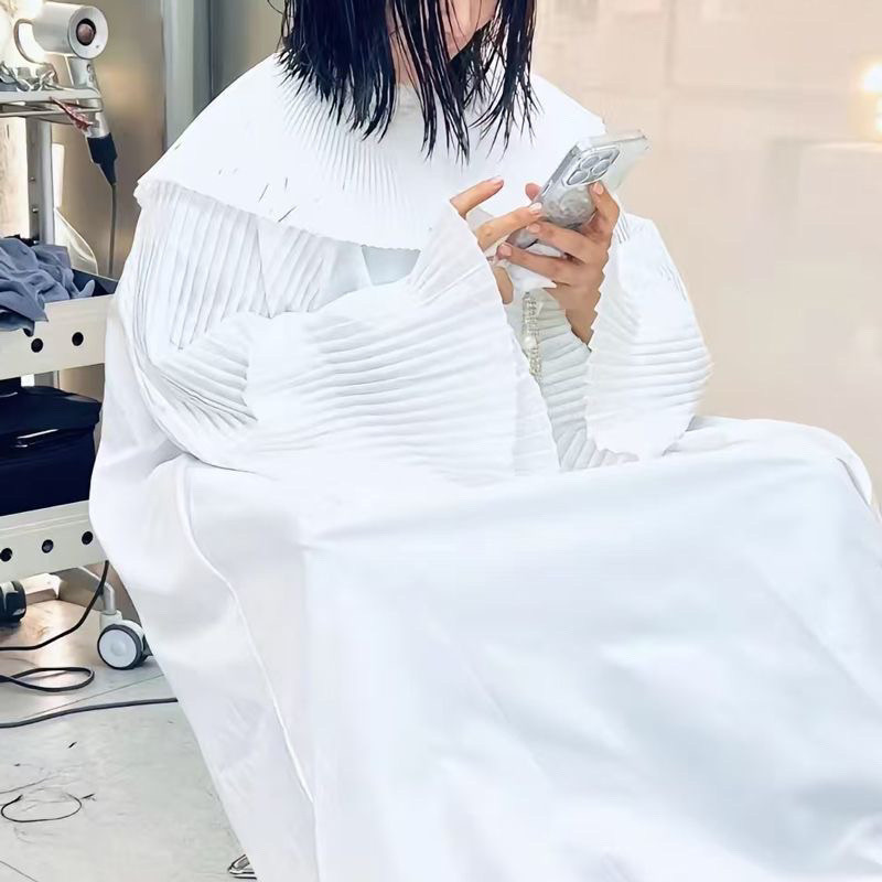 Anti-Static Haircut Wai Cloth Wang Lifa Same High-End Hair Salon ...