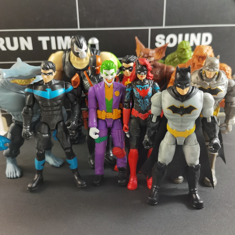 Anime Avengers action figure Joker Batman figure Joint action figure ...