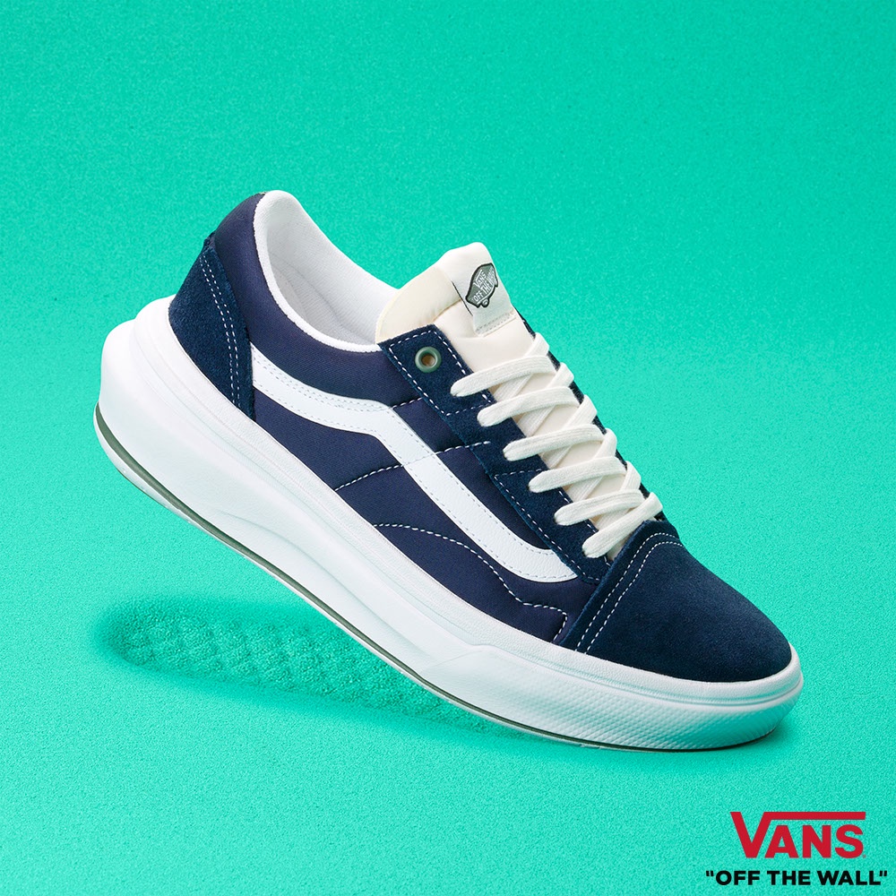 Vans Pop Color Old Skool Overt ComfyCush Sneakers Women (Unisex US Size ...