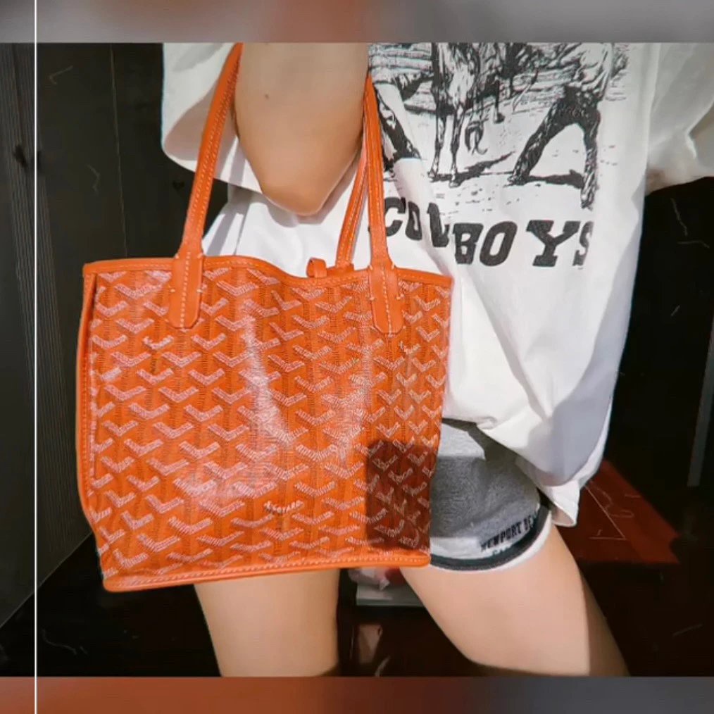 goyar * Dog Teeth mini double-sided tote shopping bag original Development closed-eye orange ...