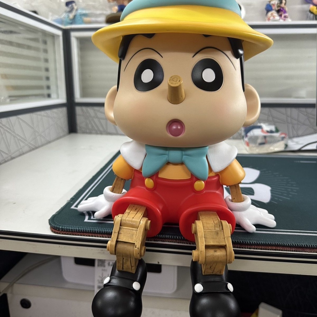 She Shengchuang Anime Oversized 32cm Puppet Shin-Chan Cute Puppet ...