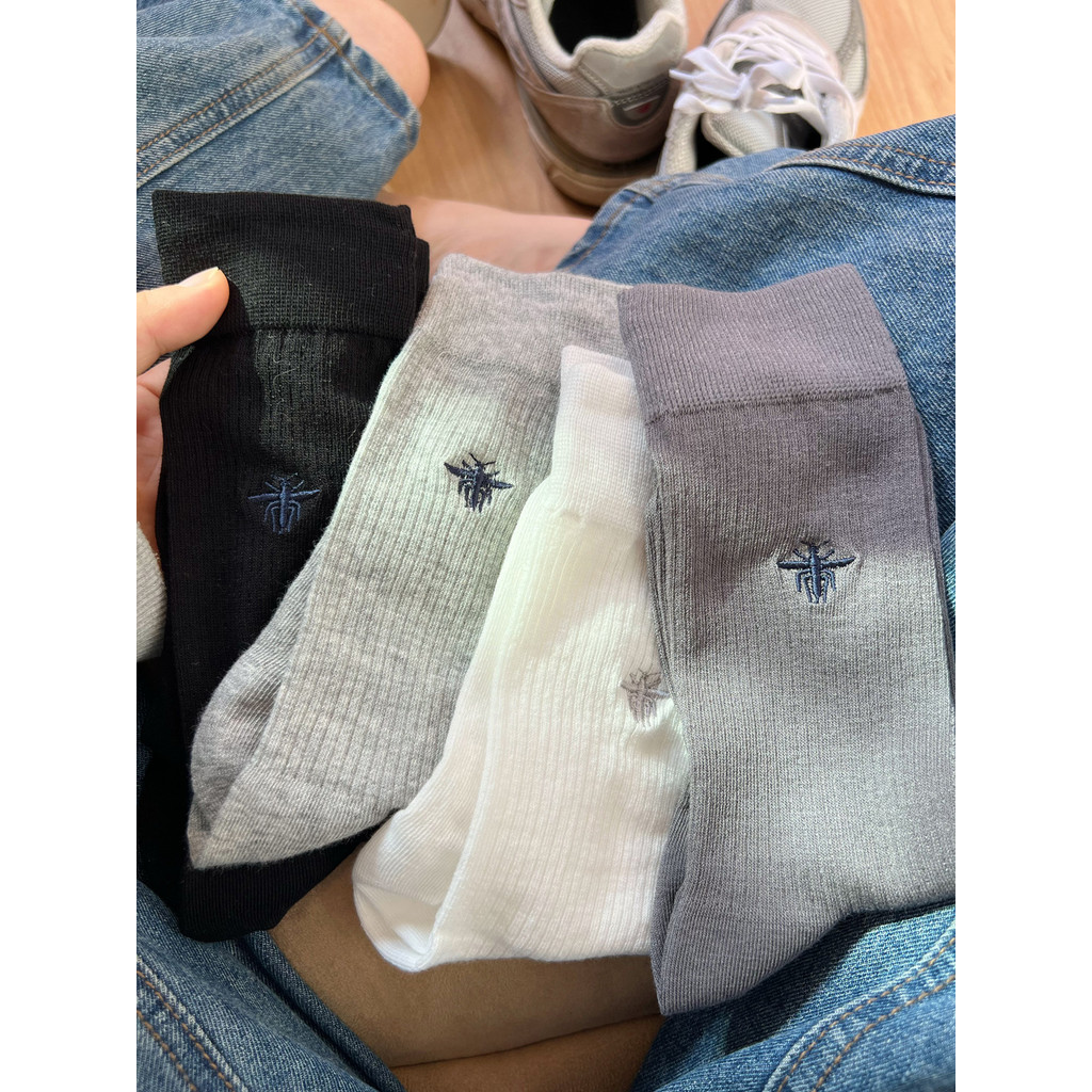 1 Pair Korean Style Women Pure Color Socks with Embroidery Insect Logos ...